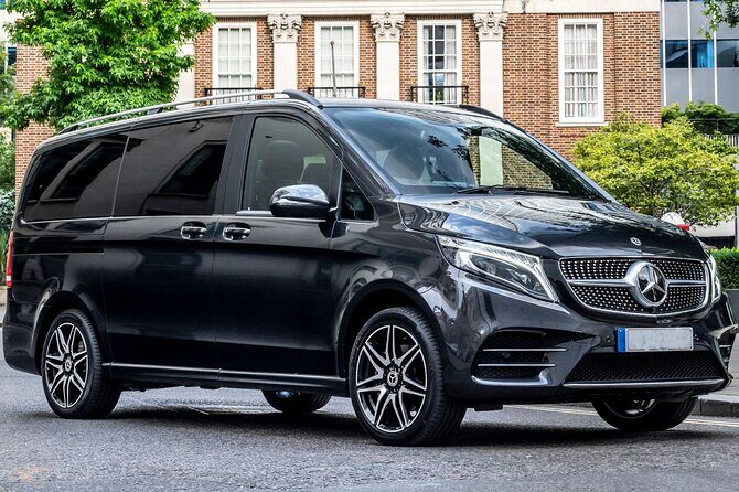 Arrival Private Transfer from Vienna Airport VIE to Vienna City by Luxury Van - FAQ