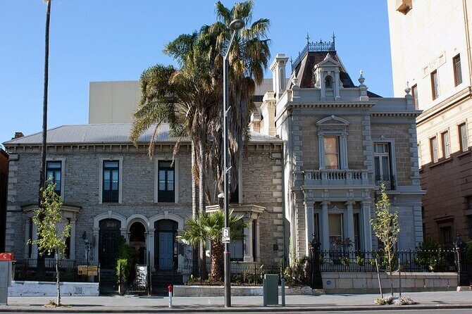 Arrival Transfer: Airport ADL to Adelaide by Business Car - The Sum Up