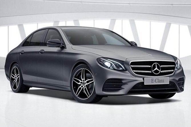 Arrival Transfer: Dublin Airport DUB to Dublin in Business Car - The Experience in Detail