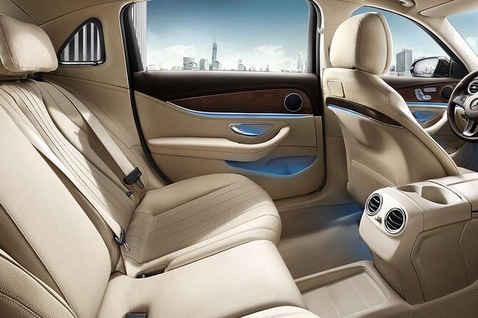 Arrival Transfer from Munich Airport to Munich City by Sedan - Key Points  