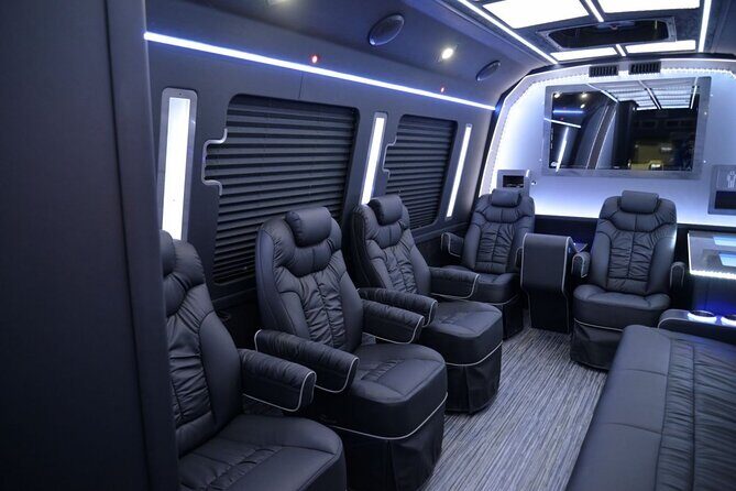 Arrival Transfer Montreal Airport YUL to Montreal by Limos or Bus - Real-World Insights from Reviews