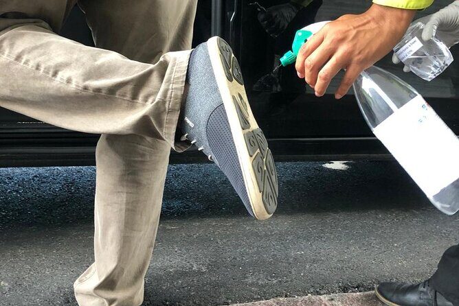 Arrivals by Private Minivan wi fi aboard from Cancun Airport - The Drivers and Service Quality