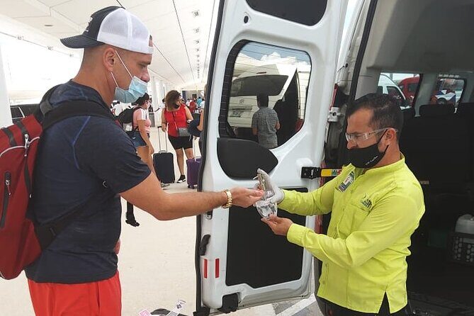 Arrivals by Private Minivan wi fi aboard from Cancun Airport - Booking and Practical Considerations