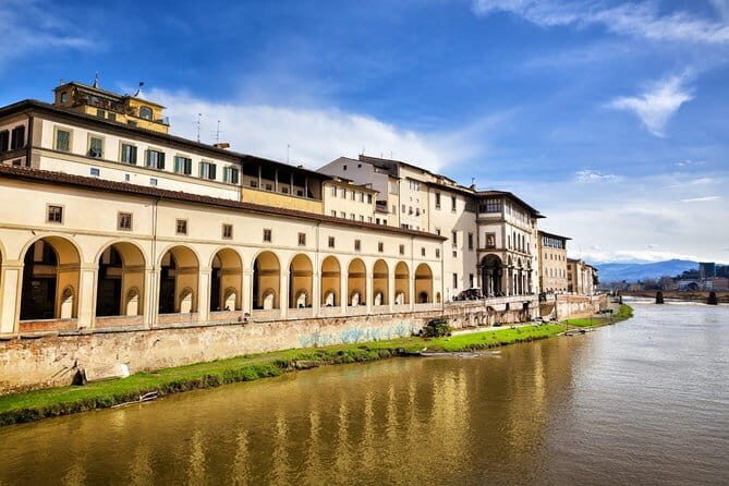 Art Florence: Uffizi Gallery Skip the line with Expert Insights - What to Expect from the Tour