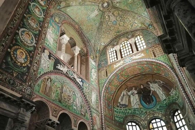 Art tour of Ravenna and its mosaics (private tour) - Stop 2: Battistero Neoniano