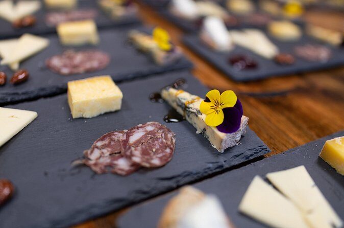 Artisanal Maine Cheese Tasting and Class in Wiscasset - Who Should Consider This Experience?