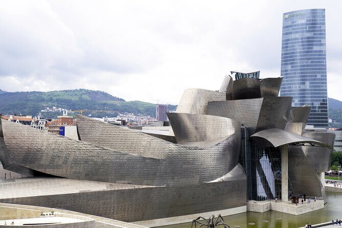 Artist-Guided Tour of the Guggenheim Museum - Who Would Love This Tour?