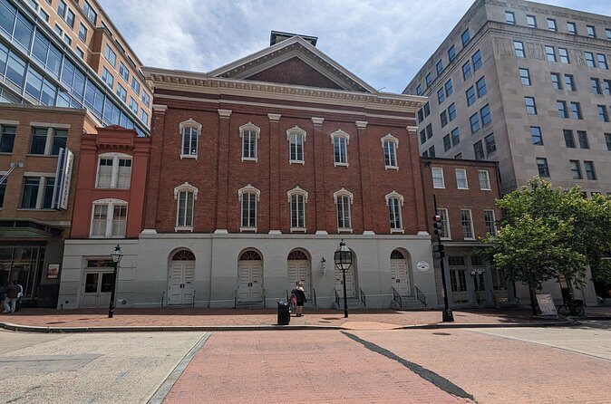 Assassinations Capital: Presidential Crime Scenes Walking Tour - Who Should Book This Tour?