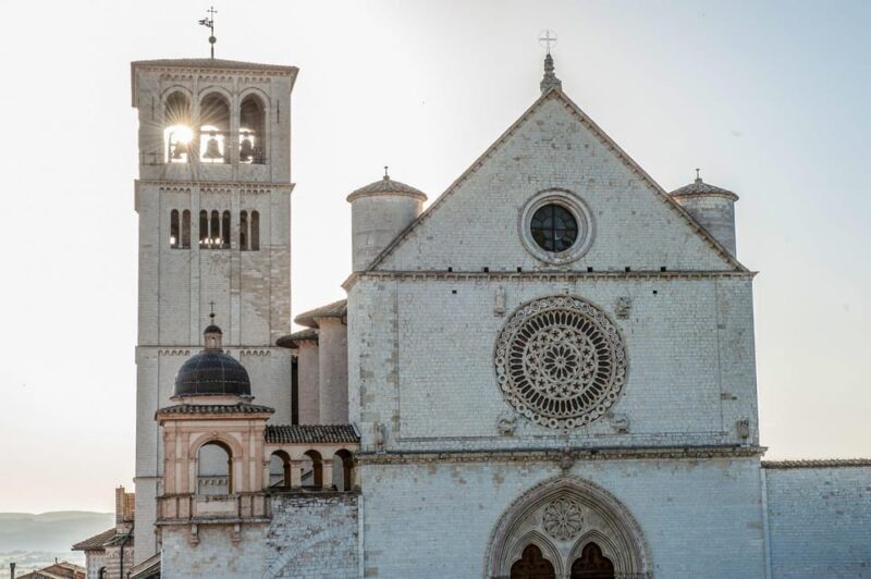 Assisi City highlights and St. Francis Basilica Tour - Key Points