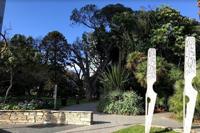 Astonishing Scavenger Hunt: Perched On A Swan - An In-Depth Look at the Perth Scavenger Hunt Experience