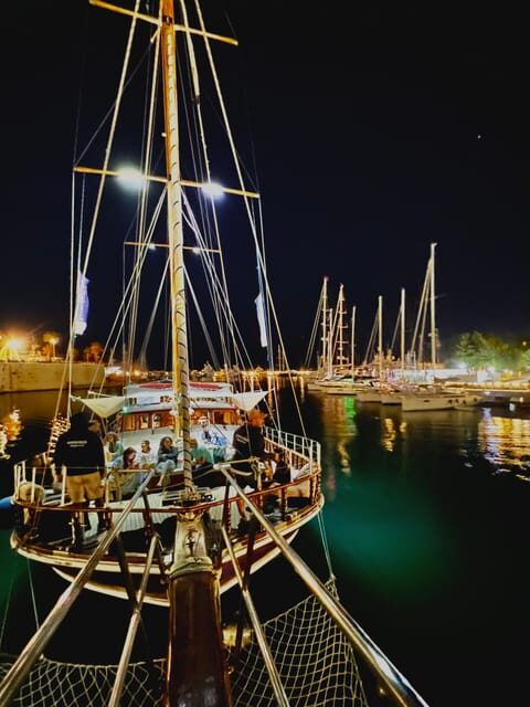 Athens: 3-Hour Sunset Cruise with Swim Stop, Snacks & Drinks - An In-Depth Look at the Experience