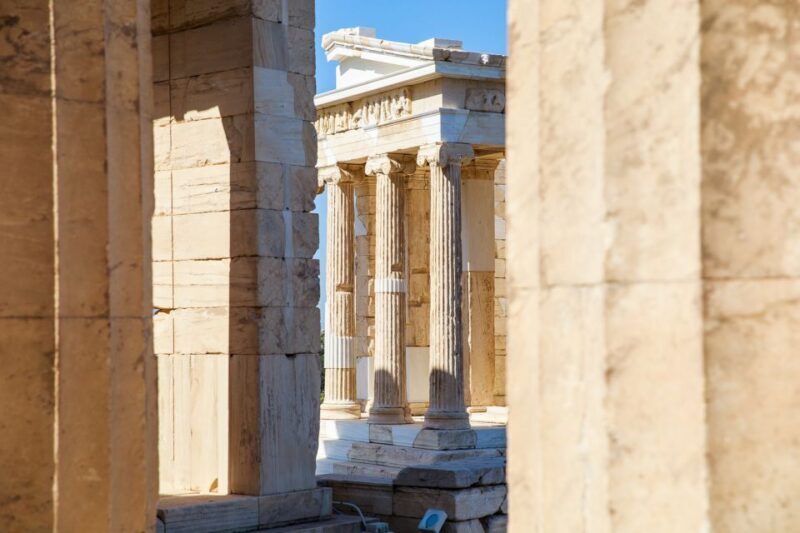 Athens: Acropolis Guided Tour and Old Town Food Tasting - Authenticity and the Reviewers Perspective