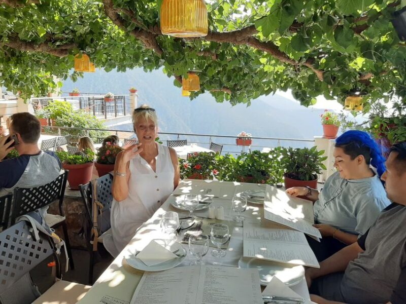 Athens: Delphi, Corycian Cave, and 300 Battlefield Day Trip - What Makes This Tour Stand Out?