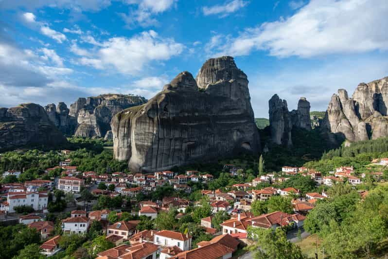 Athens: Meteora Day Trip with Central Pickup & Audio Guide - Key Points