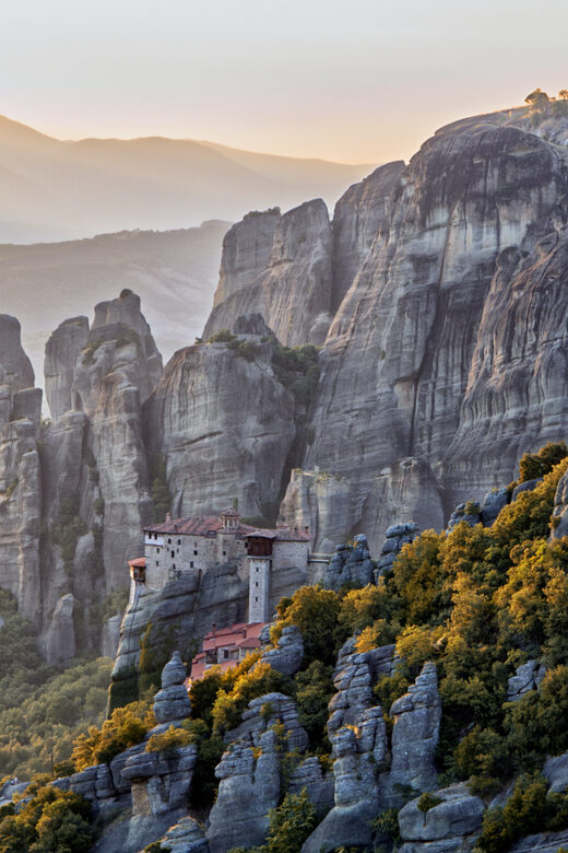 Athens: Meteora Day Trip with Central Pickup & Audio Guide - Food and Rest Breaks