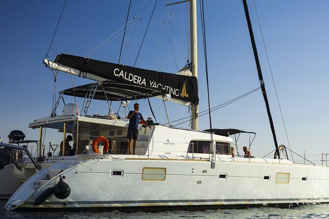 Athens Private Cruise with Meal, Open Bar & Transfer - Key Points