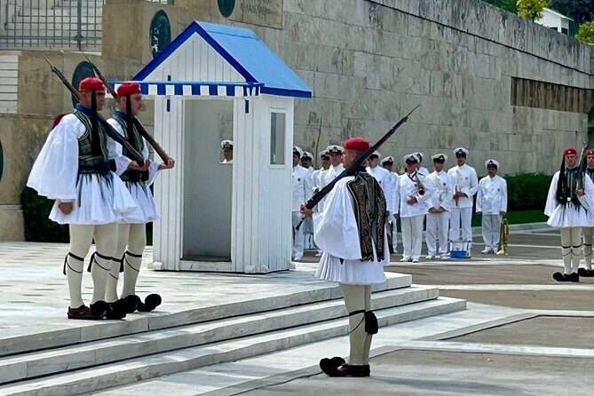 Athens Private Tour and Traditional Greek food - Key Points