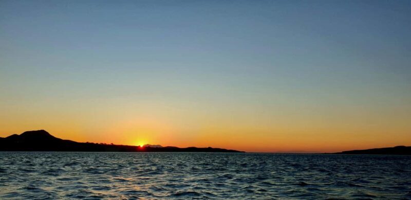 Athens Riviera Private Catamaran Cruise with Meal and Drinks - Practical Considerations and Tips