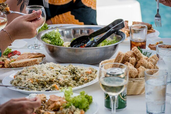 Athens Semi private Morning Catamaran cruise with meal & drinks - Who Will Love This Experience?