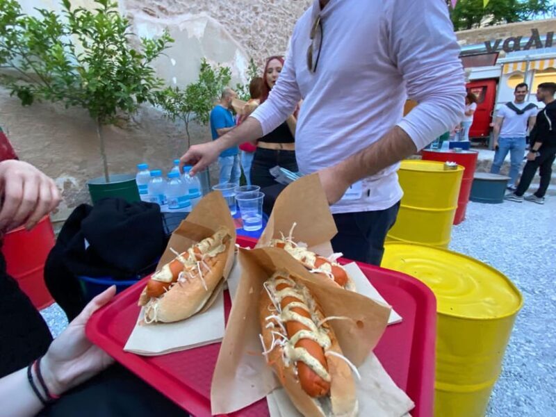 Athens: Street Art Treasure Hunt with Food Stop - Key Points