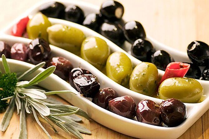 Athens Street Food Markets and Hidden Gems Experience - Who Would Love This Tour?