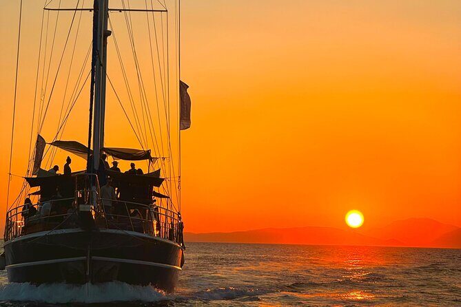 Athens Sunset Dinner Cruise  Swim Stop, Dinner & Open Bar - Key Points