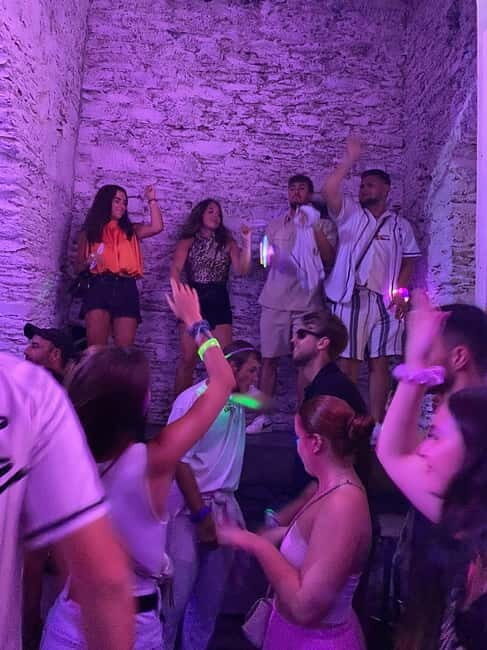 Athens Ultimate Bar Crawl - An In-Depth Look at the Athens Ultimate Bar Crawl