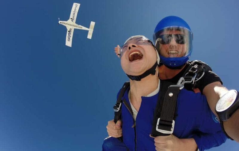 Auckland: 13000, 16000, or 18000-Foot Tandem Skydive - Practical Details & Tips