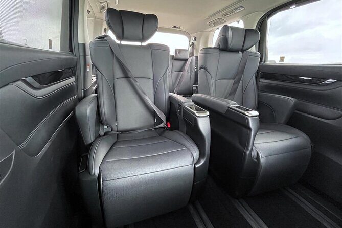 Auckland Airport/CBD Transfer 1-7 traveler (VIP/Luxury Vehicles) - Experience and Vehicle Quality