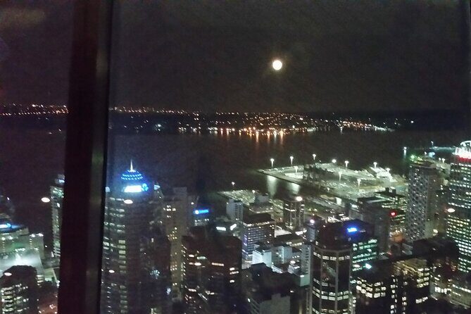 Auckland Airport PRIVATE Transfer to or from Auckland City Hotels - The Sum Up