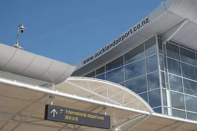 Auckland Airport Private Transfers with child car seats - What to Expect from the Service