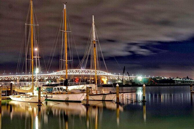 Auckland Night Views from Mount Eden to the Night Market - Key Points