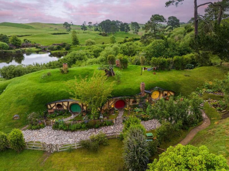 Auckland: Private Hobbiton Movie Set & Waitomo Caves Tour - FAQ