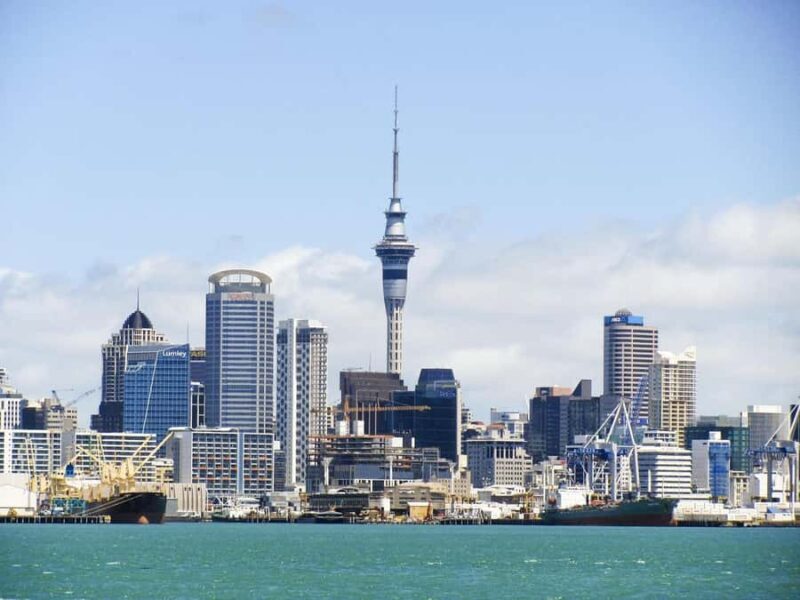 Auckland: Scenic Harbour Cruise with Live Commentary - Key Points 