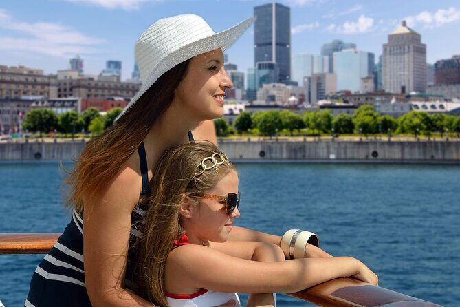 AURA experience at Notre-Dame Basilica and guided cruise - Exploring the Itinerary in Detail