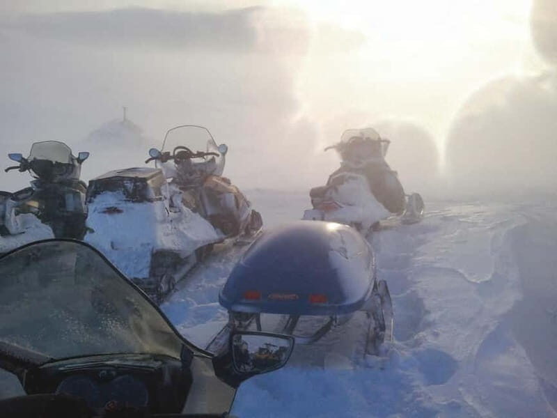 Aurora Hunt on Snowmobile - small groups - What Makes This Tour Stand Out?