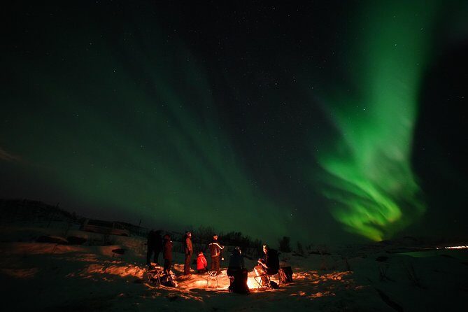 Aurora tour with free portrait and bonfire - Who This Tour Is Best For