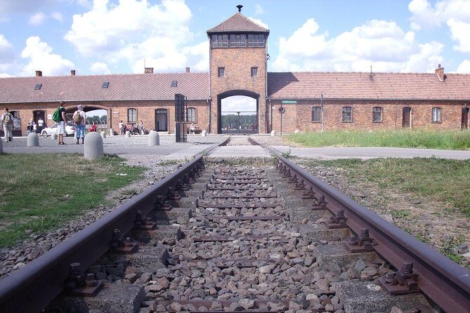 Auschwitz & Birkenau Best Value Guided Tour -Skip The LineTickets - The Experience in Detail