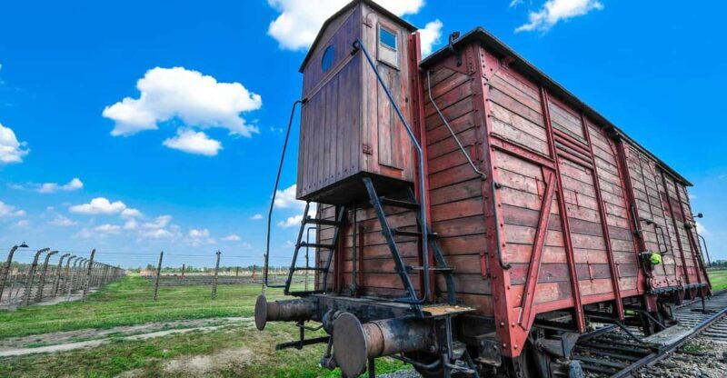 Auschwitz-Birkenau: Guided Tour with Fast Track Ticket - The Experience in Detail