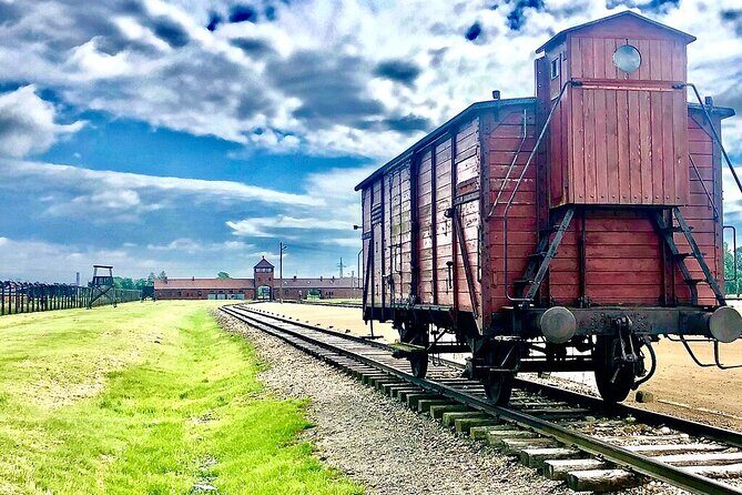 Auschwitz Birkenau Museum and Salt Mine All Inclusive DAY TRIP with Local Guides - A Deep Dive into the Itinerary