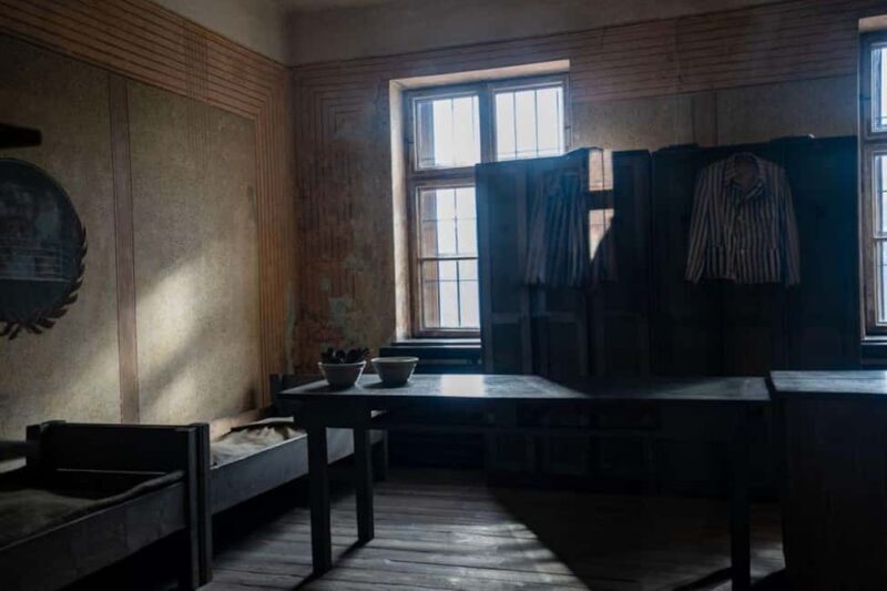 Auschwitz-Birkenau: Skip-the-Line Entry and Guided Tour - Why Is This Tour a Great Value?