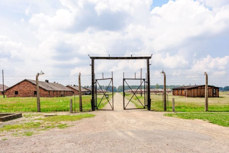 Auschwitz-Birkenau: Skip-the-Line Ticket and Guided Tour - The Sum Up