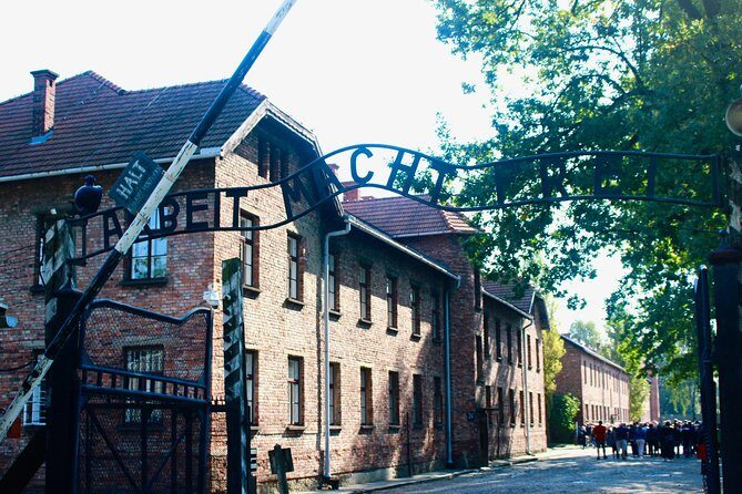 Auschwitz-Birkenau Tour: Tickets + Transportation from Krakow - Who Is This Tour Best For?