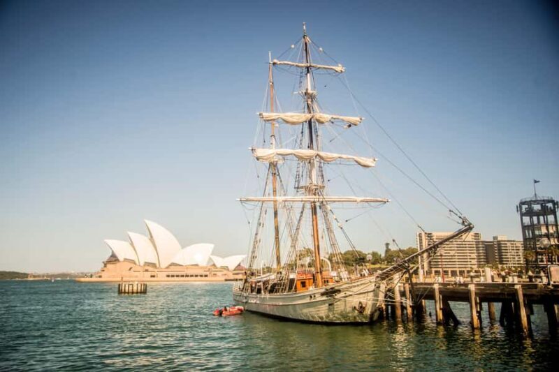 Australia Day: Tall Ships Soren Larsen Dinner & Fireworks - The Itinerary and What You Can Expect