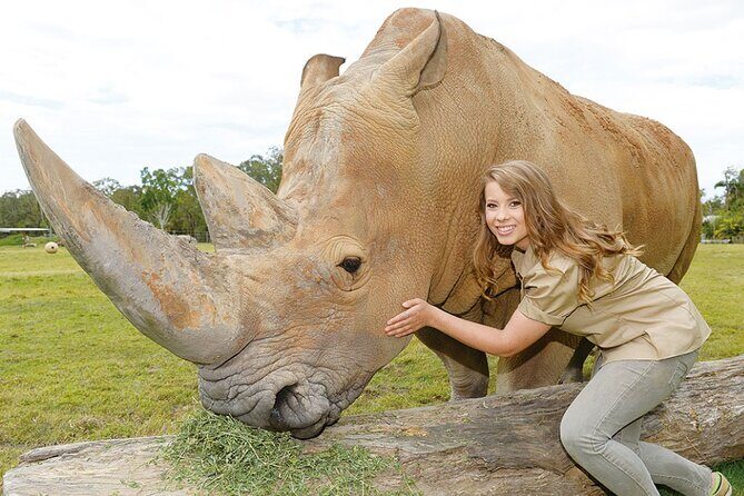 Australia Zoo Transfer from Noosa and Sunshine Coast - Transportation and Group Size