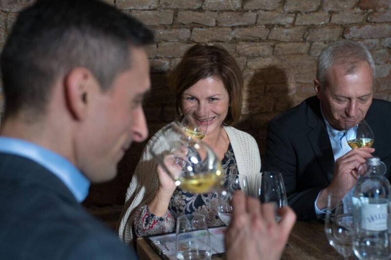 Austrian Wine Tasting - An In-Depth Look at the Austrian Wine Tasting Experience