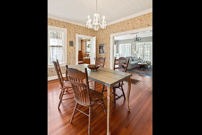 Authentic Cajun Cooking and Food Experience with a Local - A Warm Welcome in Lafayette’s Historic Home