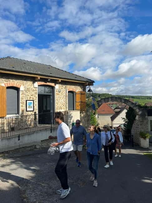 Authentic Champagne Tour: 3 vineyards, 10 Tastings & Lunch - The Itinerary Breakdown