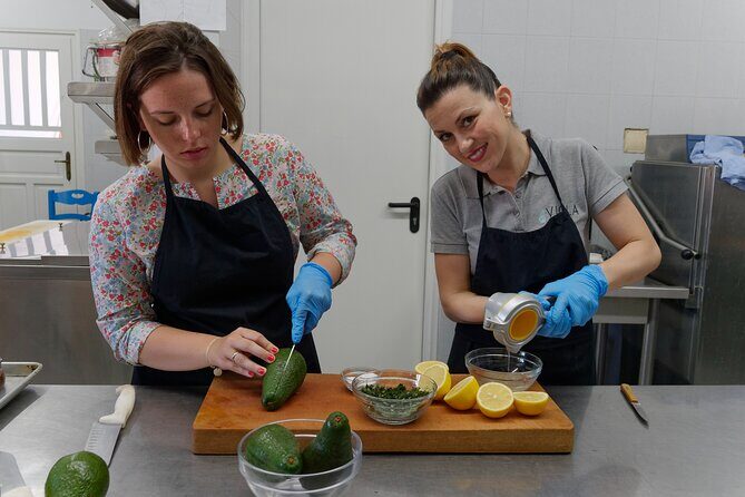 Authentic Greek Cooking Experience in Amorgos - Key Points