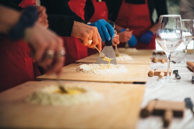 Authentic Italian Pasta Making Class in Rome - Key Points  